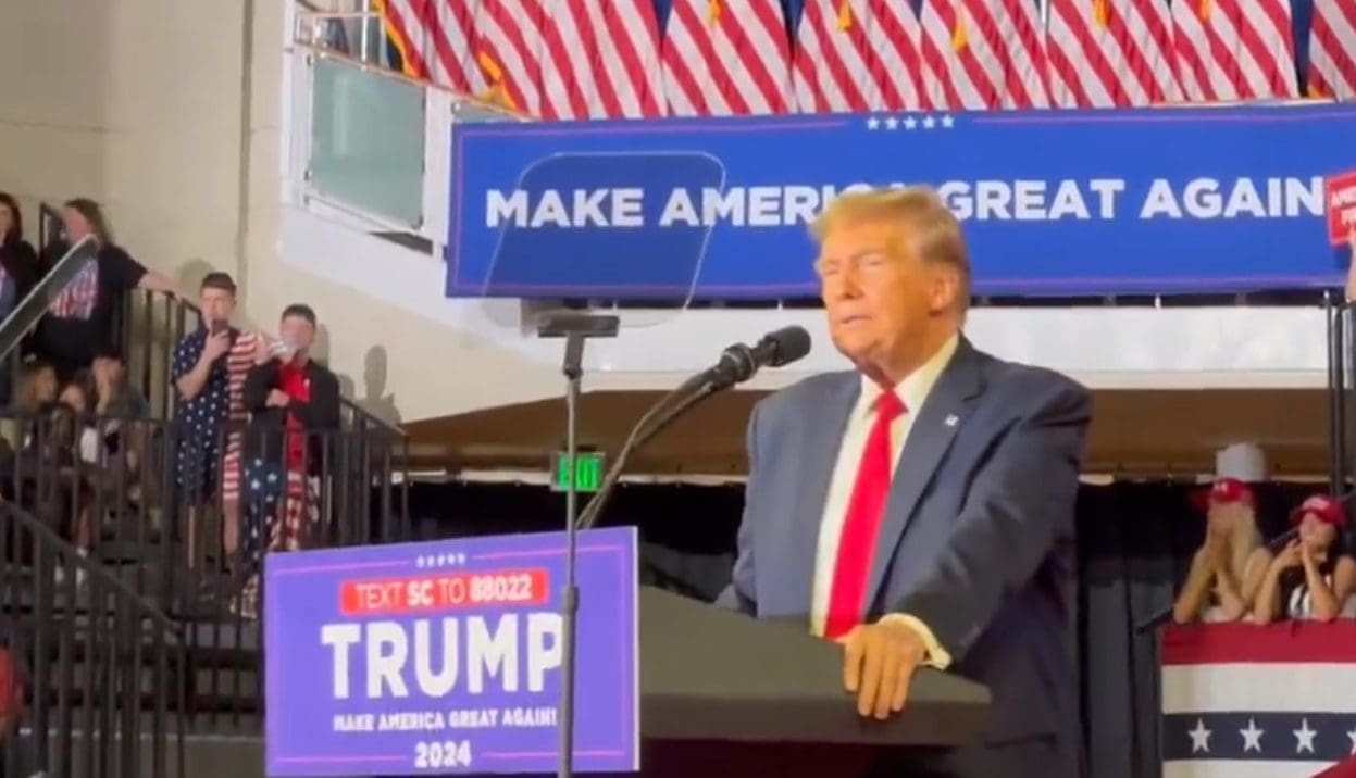 Massive Crowds Meet President Trump in South Carolina - Joe Hoft